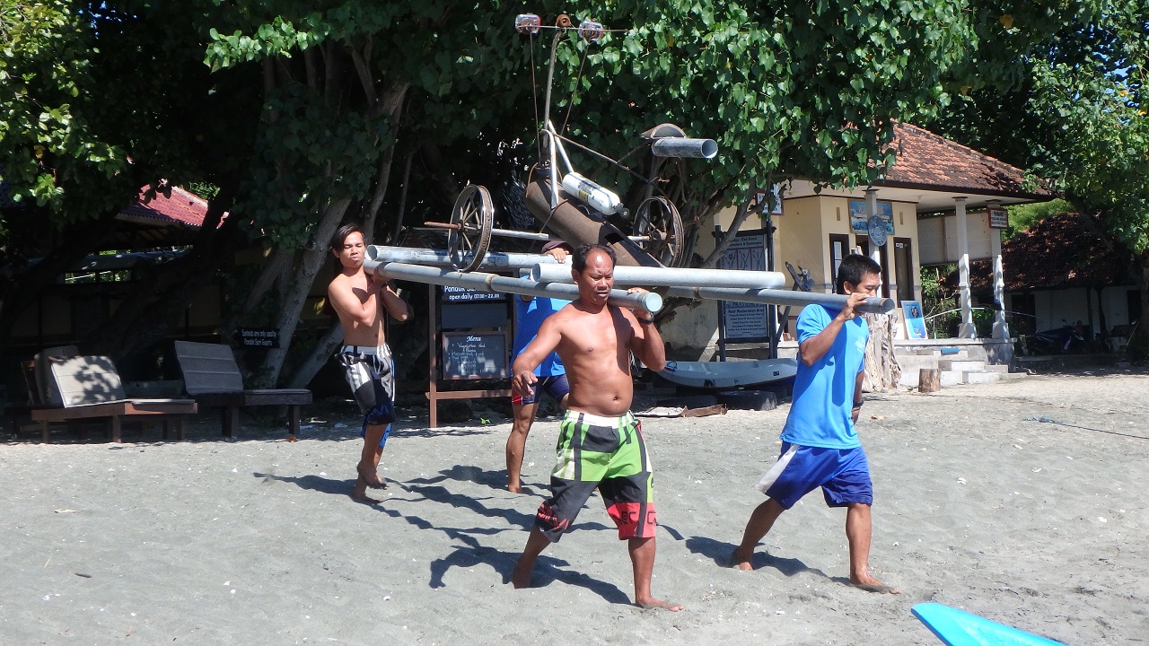 Recycling fürs Riff - Werner Lau Diving Centers